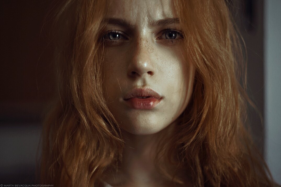Volti espressivi di donne nei ritratti fotografici di Marta Bevacqua ... Volti espressivi di donne nei ritratti fotografici di Marta Bevacqua ...